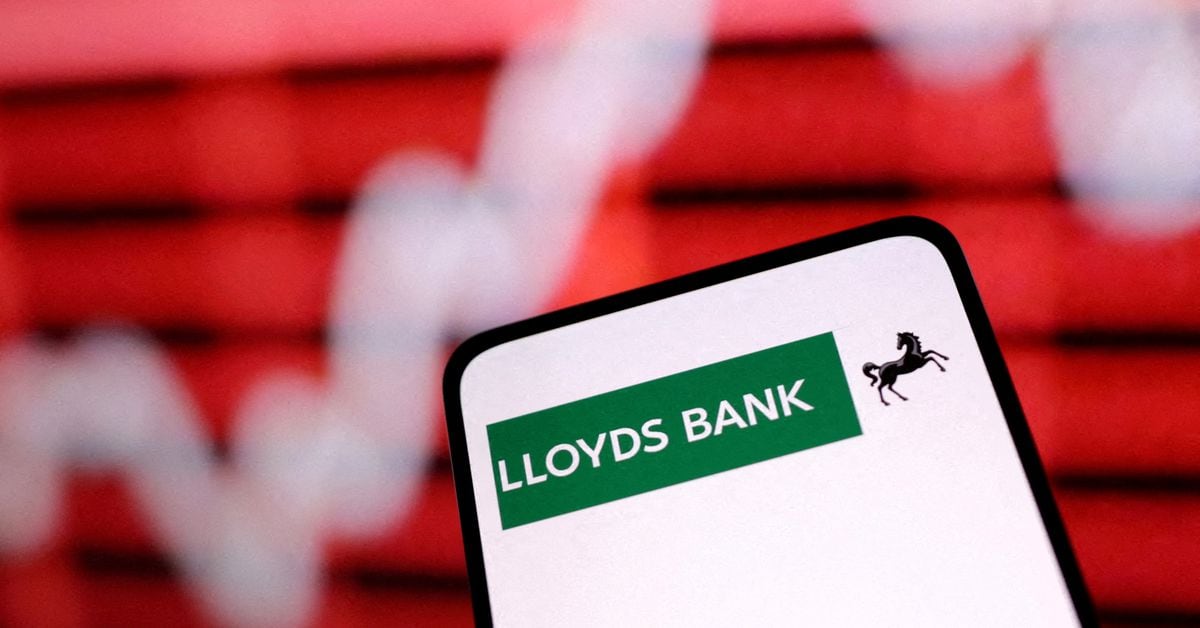 Lloyds shake-up in Britain places approximately 2500 jobs at risk - source