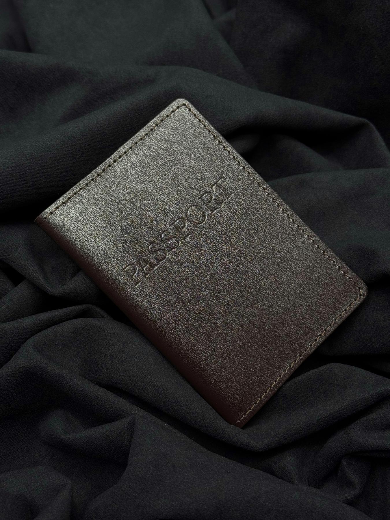 Обкладинка на паспорт із натуральної гладкої шкіри (коричневий) SKILL ...