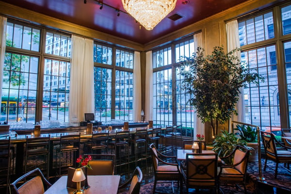 🍽️ Oliver's in Seattle • Menu, Prices & Reviews