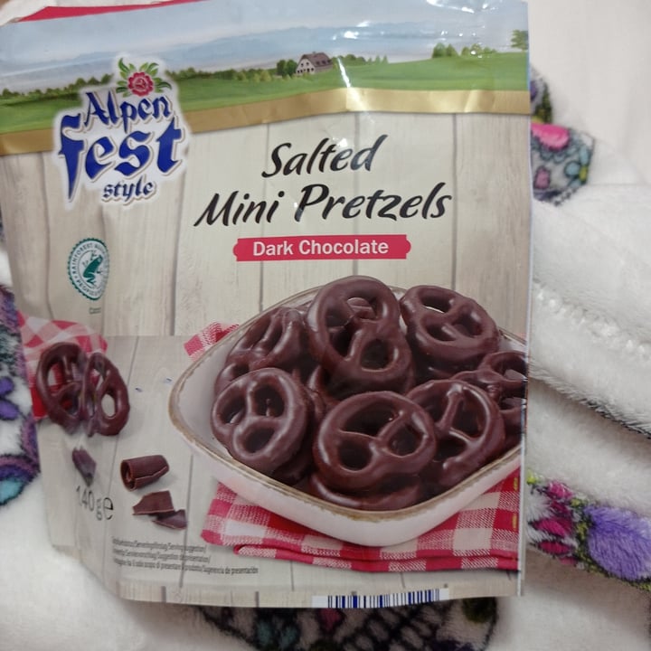 Alpen fest style salted mini pretzels Review | abillion