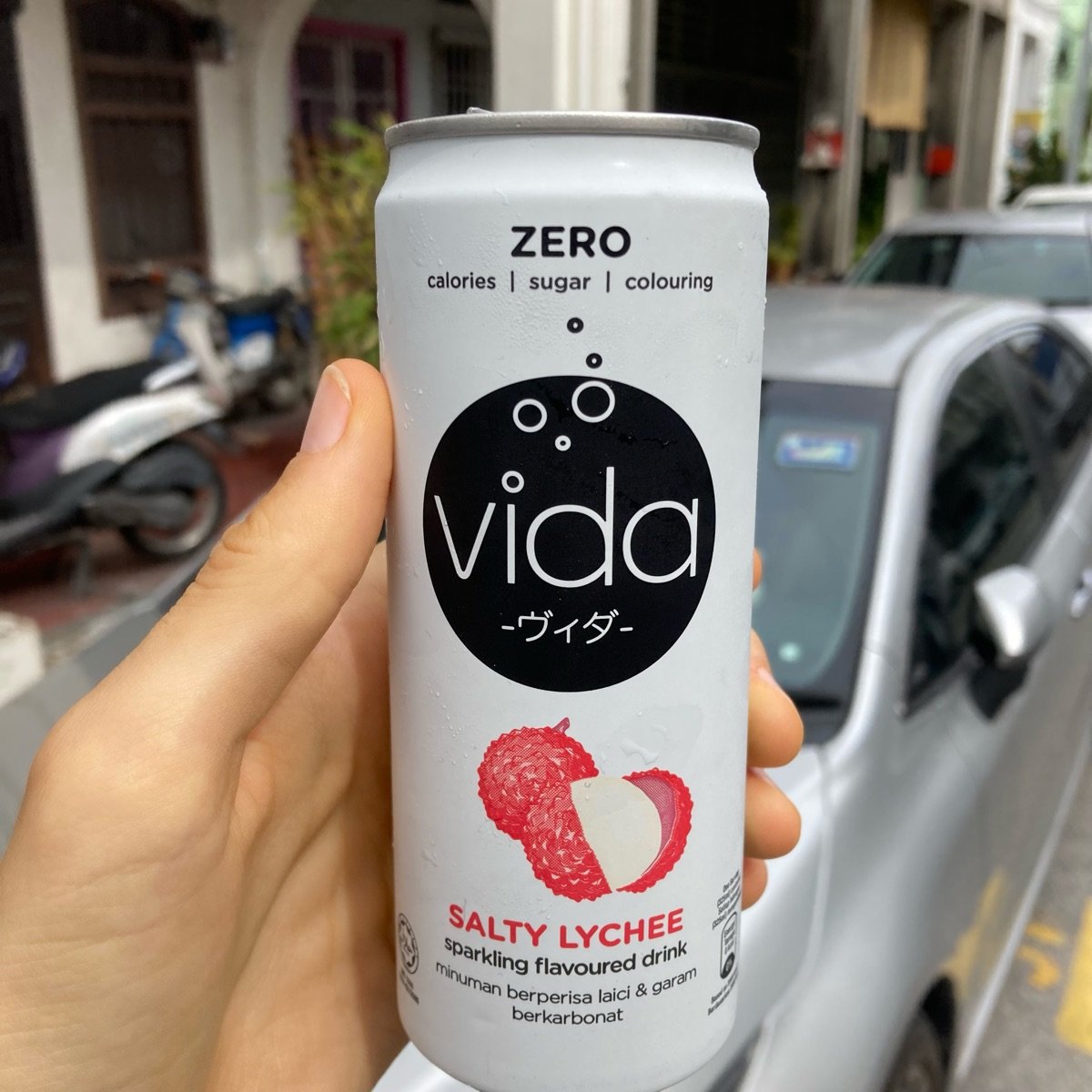 Salty Lychee Sparkling Flavoured Drink from Vida - Vegan Product ...
