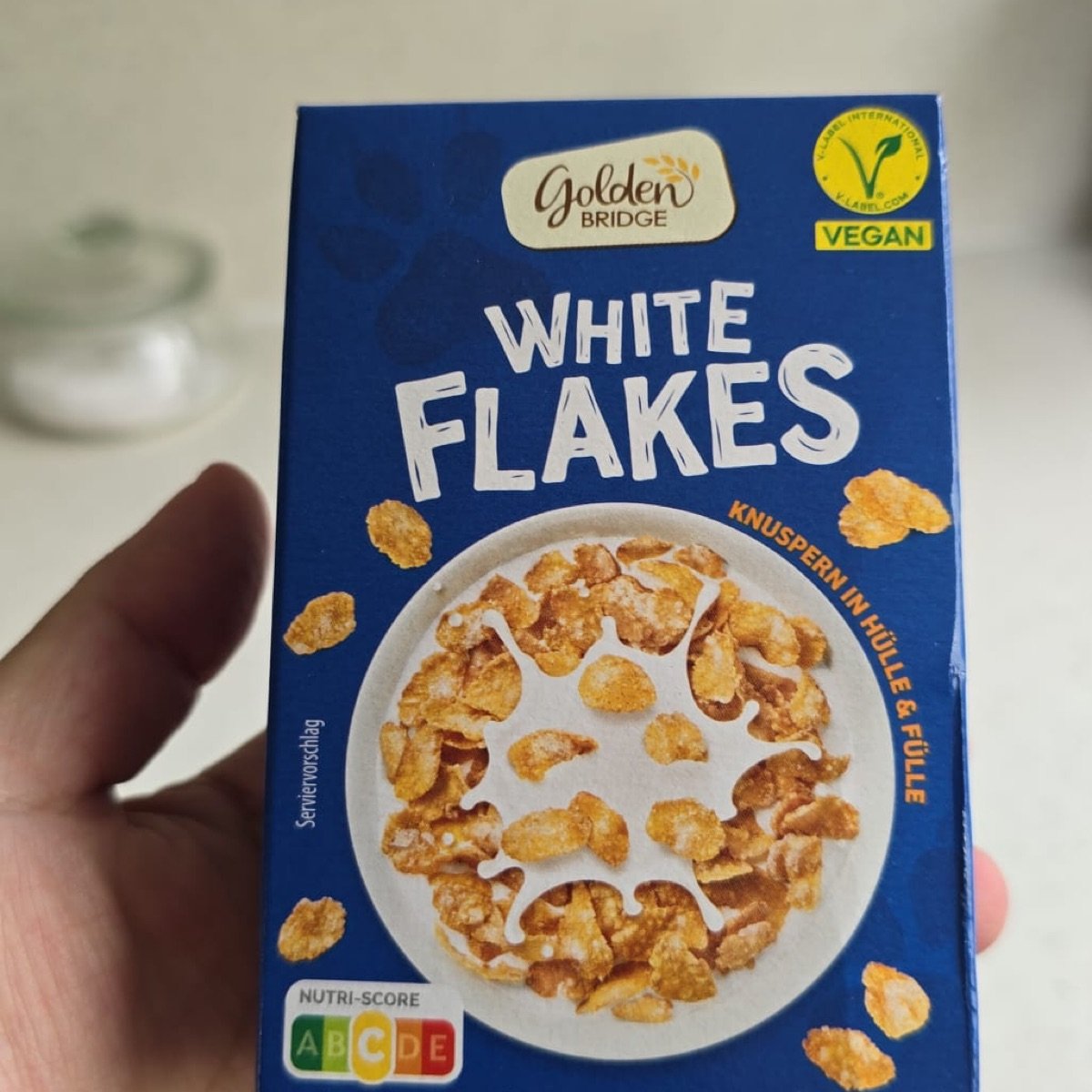 white flakes from Goldenbridge - Vegan Product Reviews & Ratings | abillion