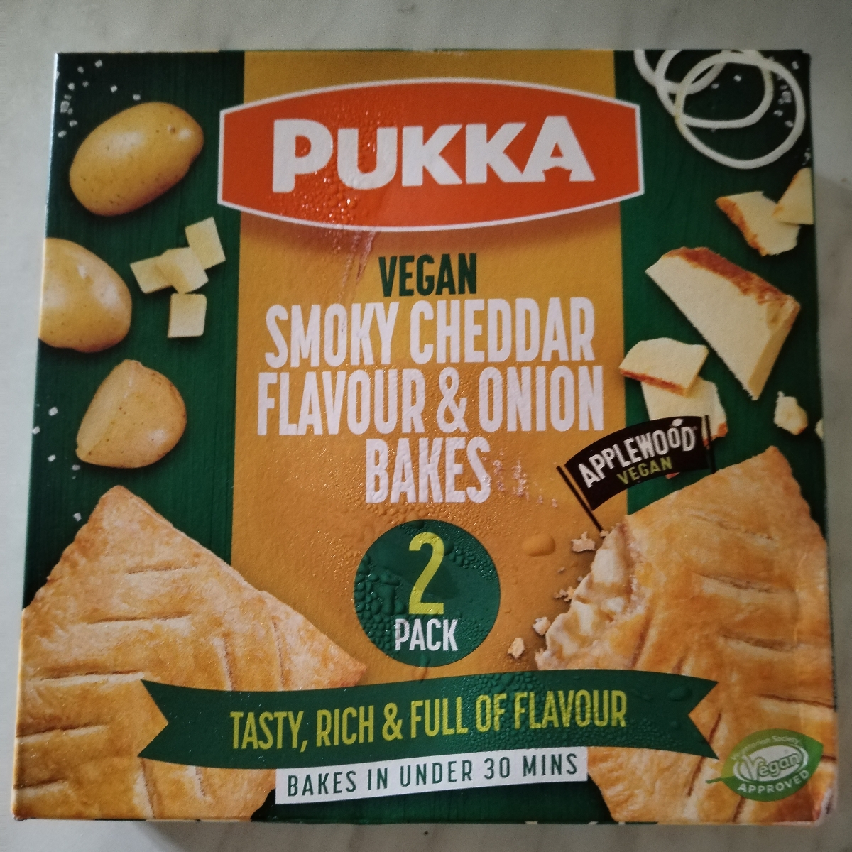 vegan smokey cheddar flavour and onion bakes from Pukka - Vegan Product ...