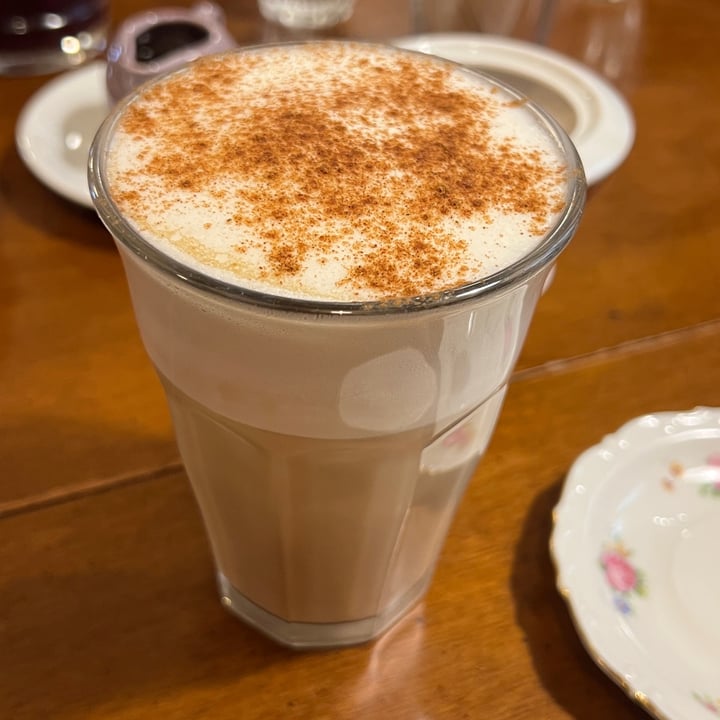 Snug The Comfort Café Roma, Italy chai Review | abillion