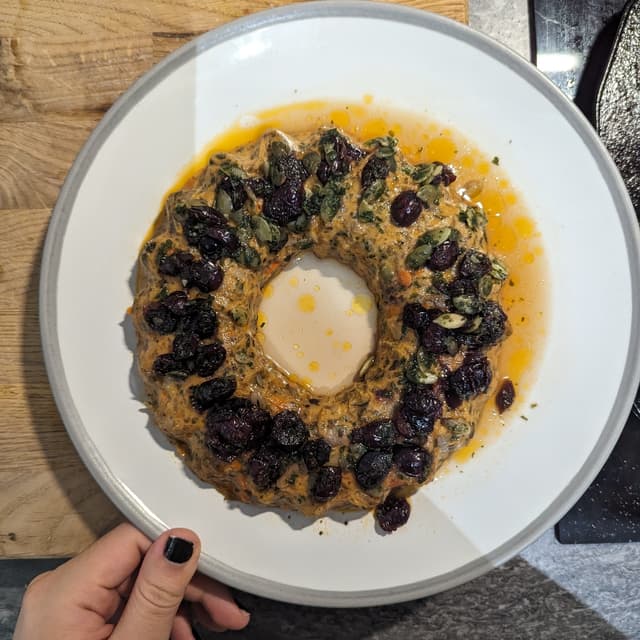 Mushroom & Chestnut Festive Wreath from Tesco Plant Chef - Vegan ...