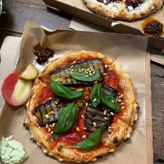 Pizza Legend at Vamos Veganos, Berlin - Vegan Dish Reviews & Ratings ...