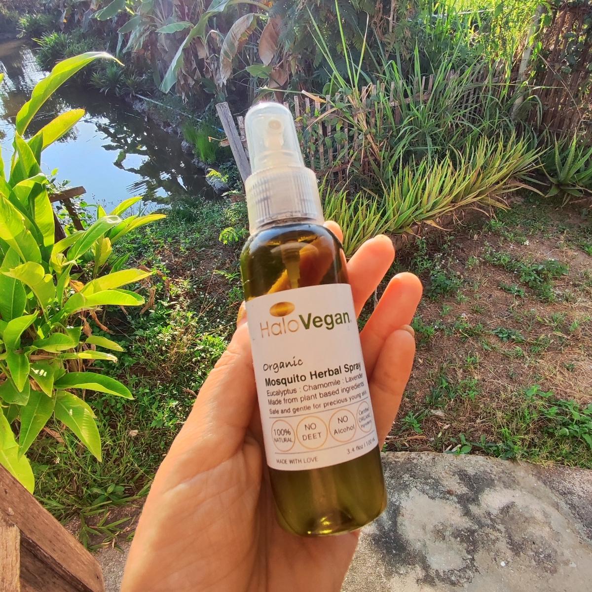 Organic Mosquito Herbal Spray from Halo Vegan - Vegan Product Reviews ...
