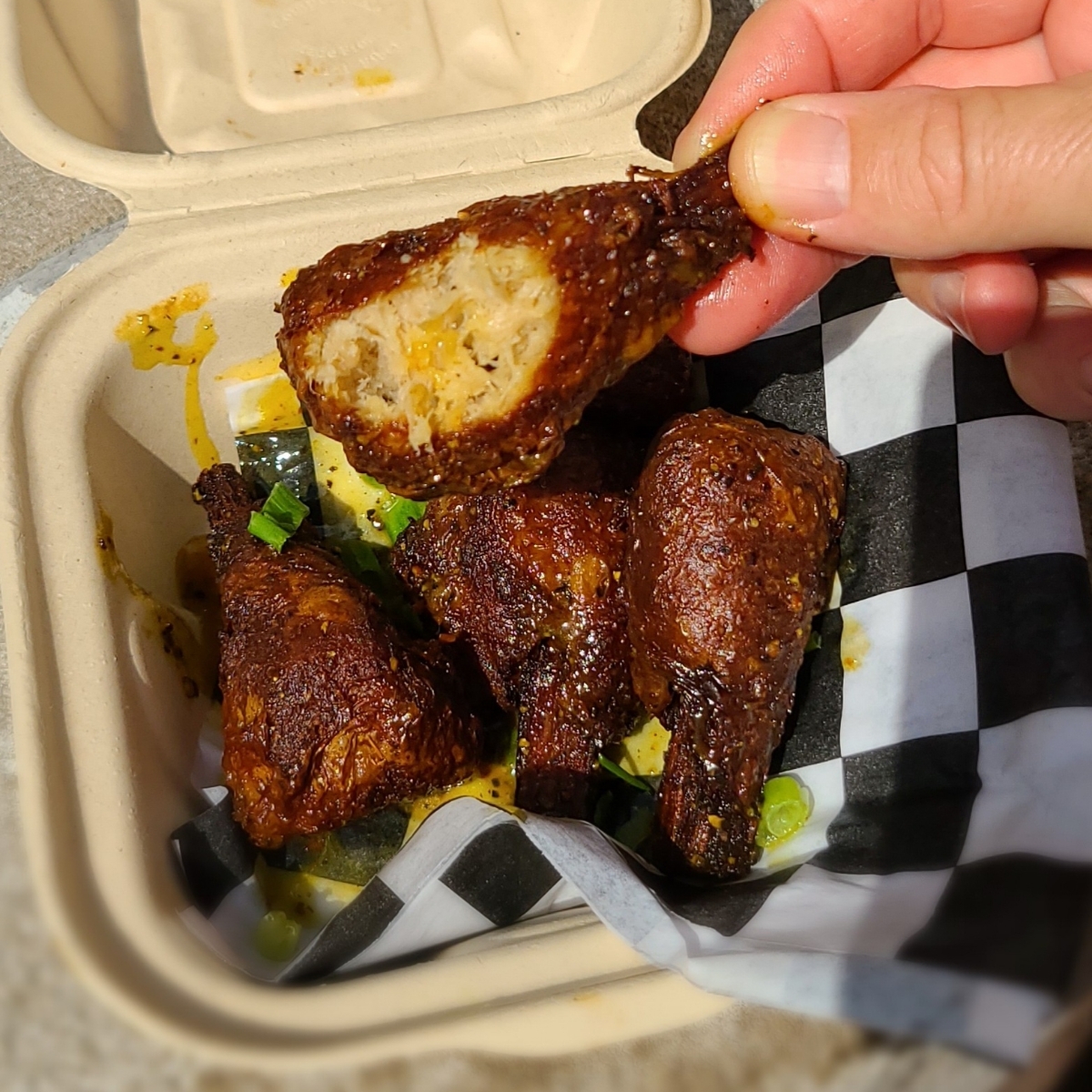 Lemon Pepper Wang Basket from That Vegan Joint - Vegan Product Reviews & Ratings | abillion