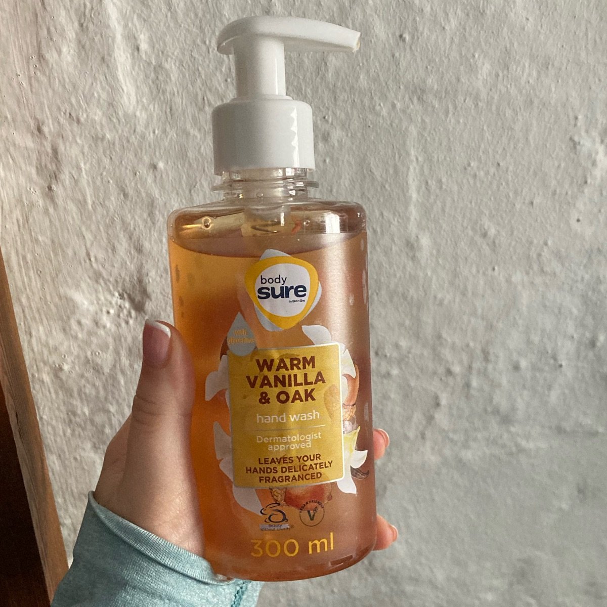 Body Sure by Pick n Pay - Warm Vanilla & Oak Hand Wash Review | abillion