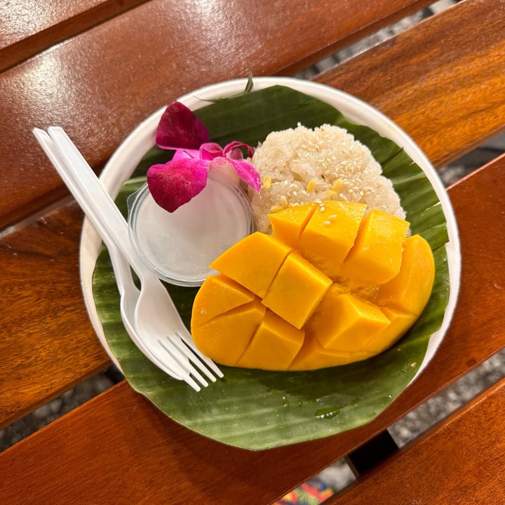 Patong Walking Street @ The Prism Kathu, Thailand Mango Sticky Rice ...
