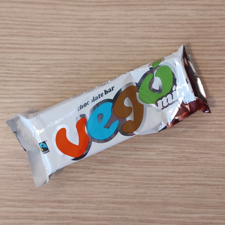 Vego Whole Hazelnut Chocolate Bar Mini Review | abillion