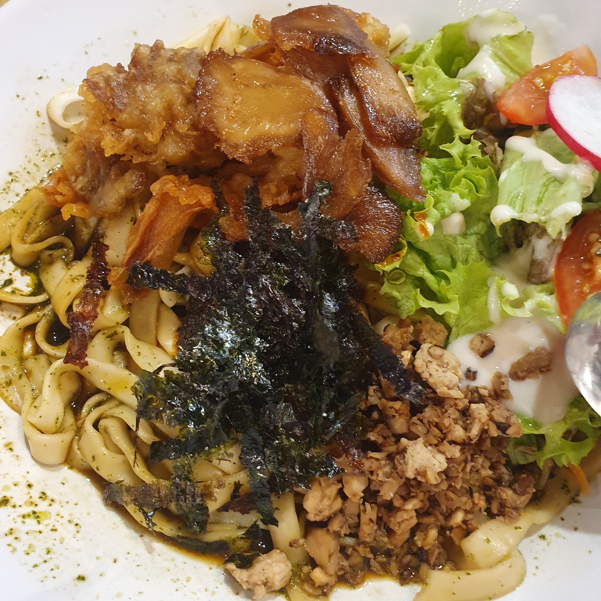 Minced Meat Mala Lion Mane Dry Pan Mee at So green - Review by ...