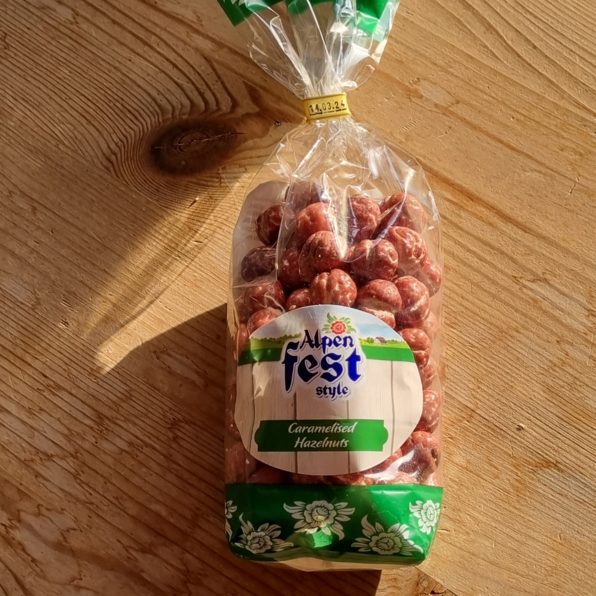 Caramelized Hazelnuts from Alpen fest style - Vegan Product Reviews ...