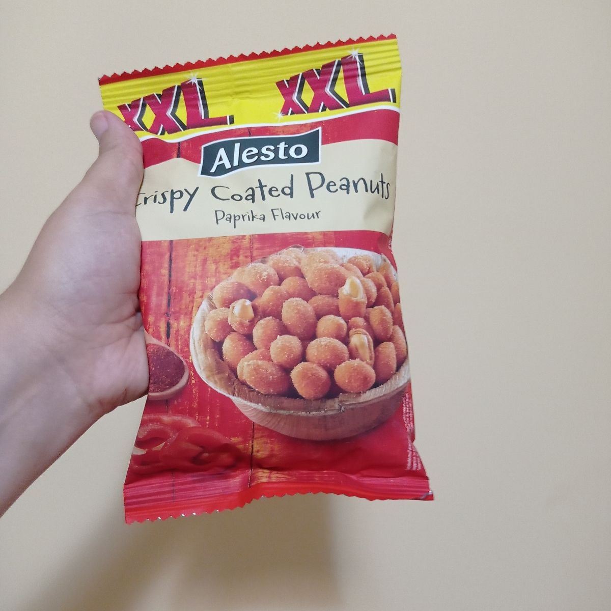 Crispy Coated Peanuts (Paprika Flavour) from Alesto - Vegan Product ...