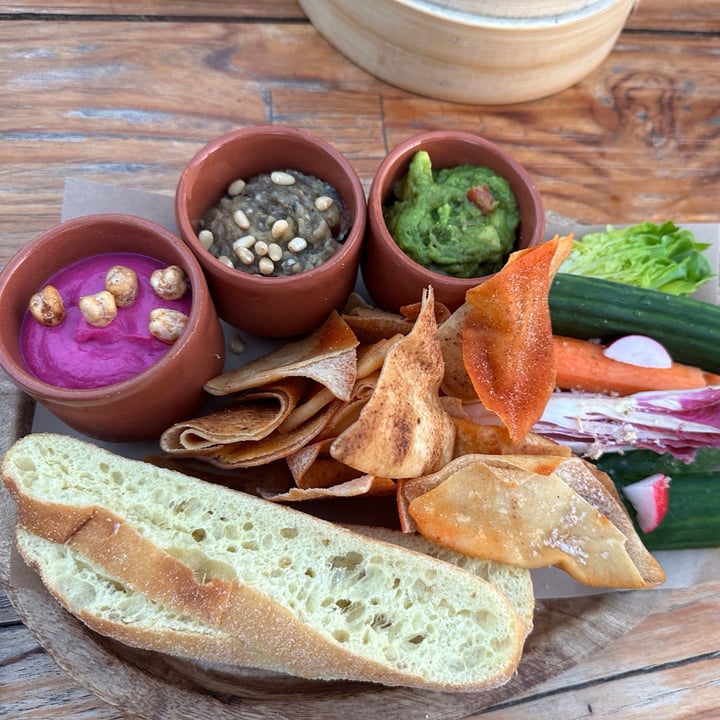 180º Sunset Bar Mikonos, Greece mezze Review | abillion