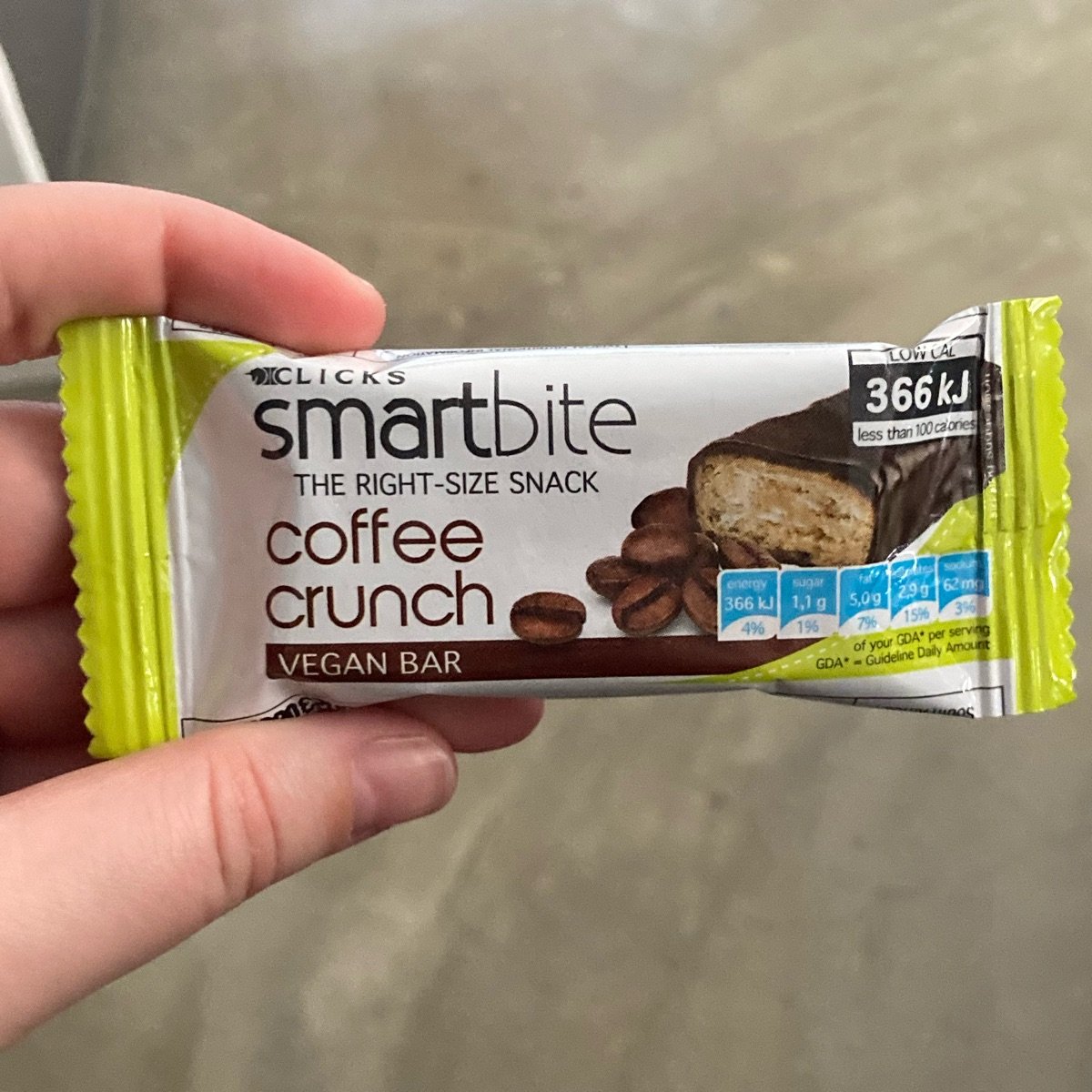 Smartbite Coffee Crunch Vegan Bar from Clicks - Vegan Product Reviews ...