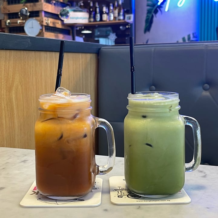 Bangkok Jam Downtown Core, Singapore Vegan Thai Green Milk Tea Review ...