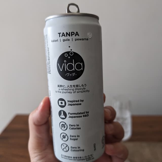 Green Apple Sparkling Flavoured Drink from Vida - Vegan Product Reviews ...