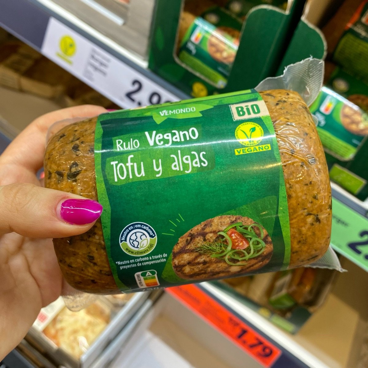 Rulo Vegetal Tofu Y Algas from Vemondo - Vegan Product Reviews ...