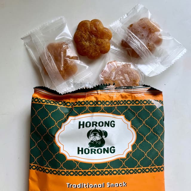 Sweet Pumpkin Mini Yakgwa from HORONG HORONG - Vegan Product Reviews ...