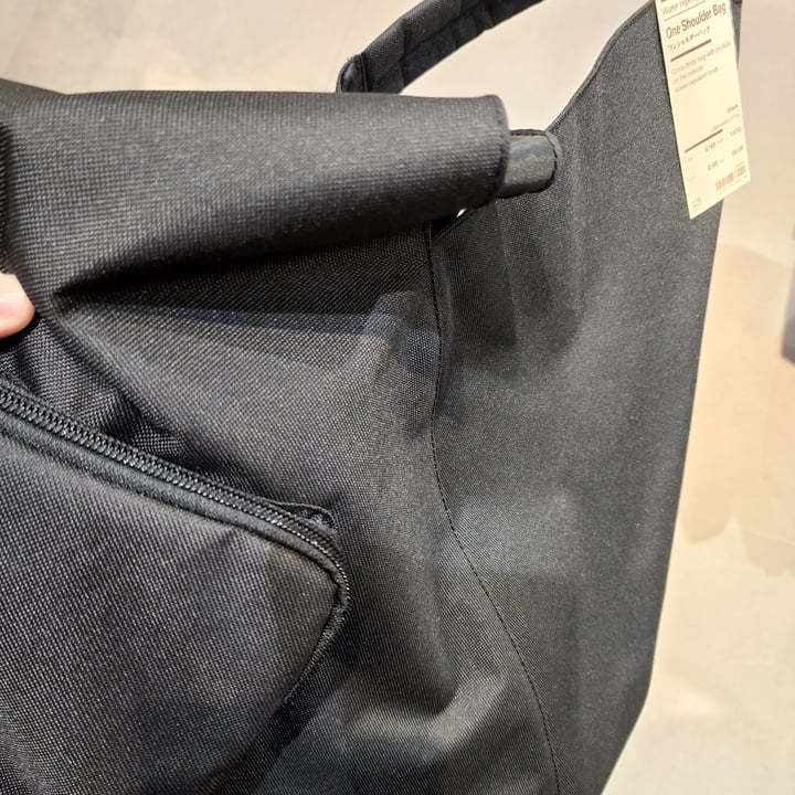 Muji One Shoulder Bag Review | abillion