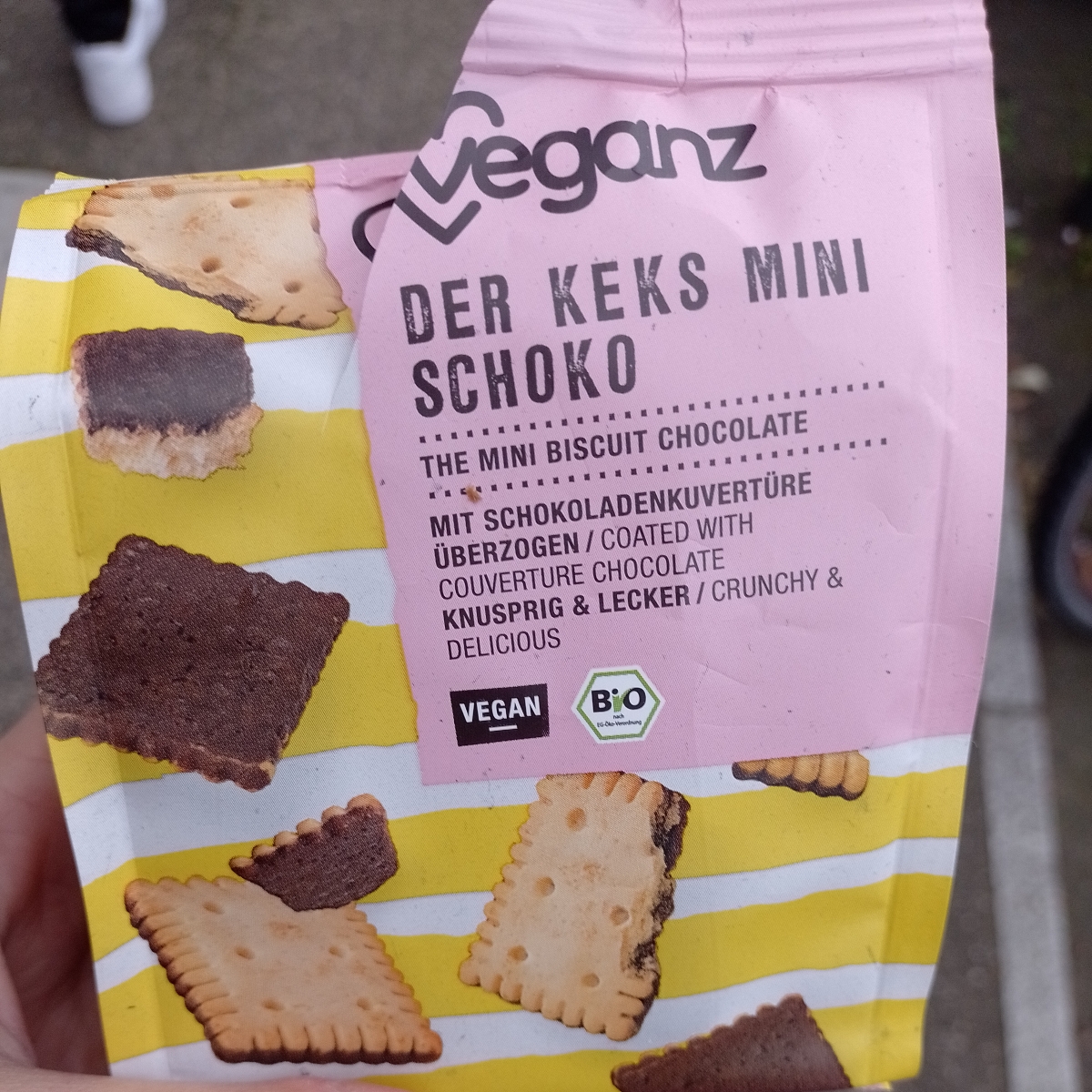 Veganz Mini Chocolate Biscuits Reviews | abillion