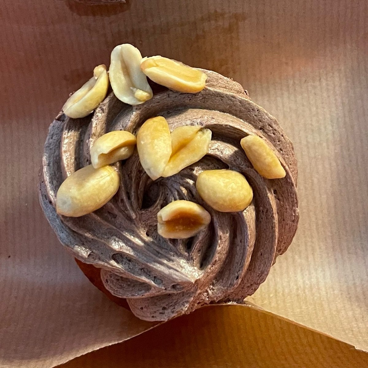 Peanut Choc Cupcakes from Kjeks - Vegan Product Reviews & Ratings ...