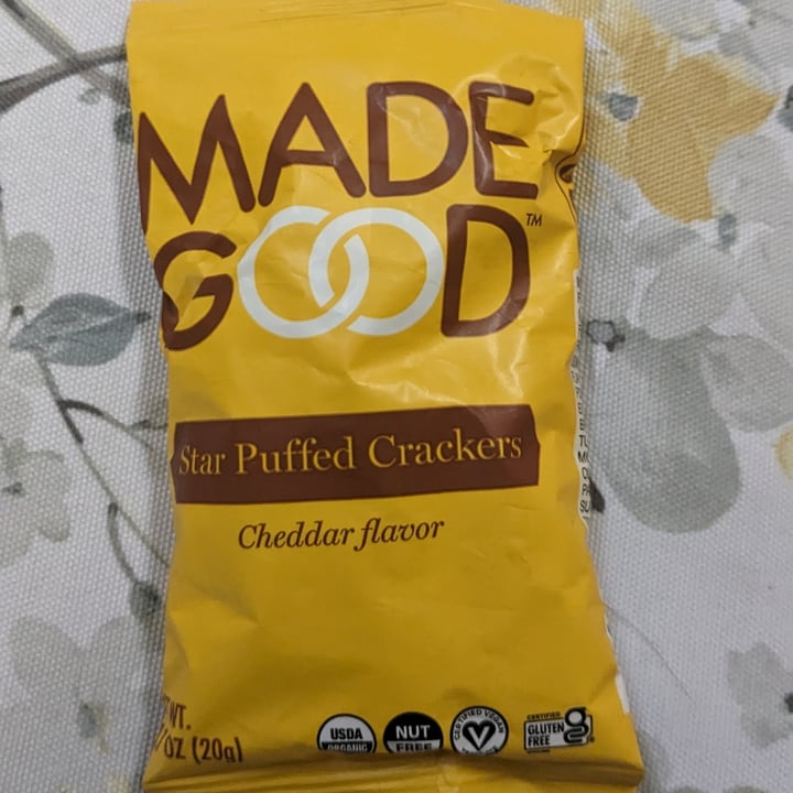 Made Good Star puffed Crackers Cheddar Flavour Review | abillion