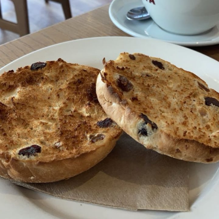 Costa Coffee Braehead, United Kingdom Fruited Teacake Review | abillion