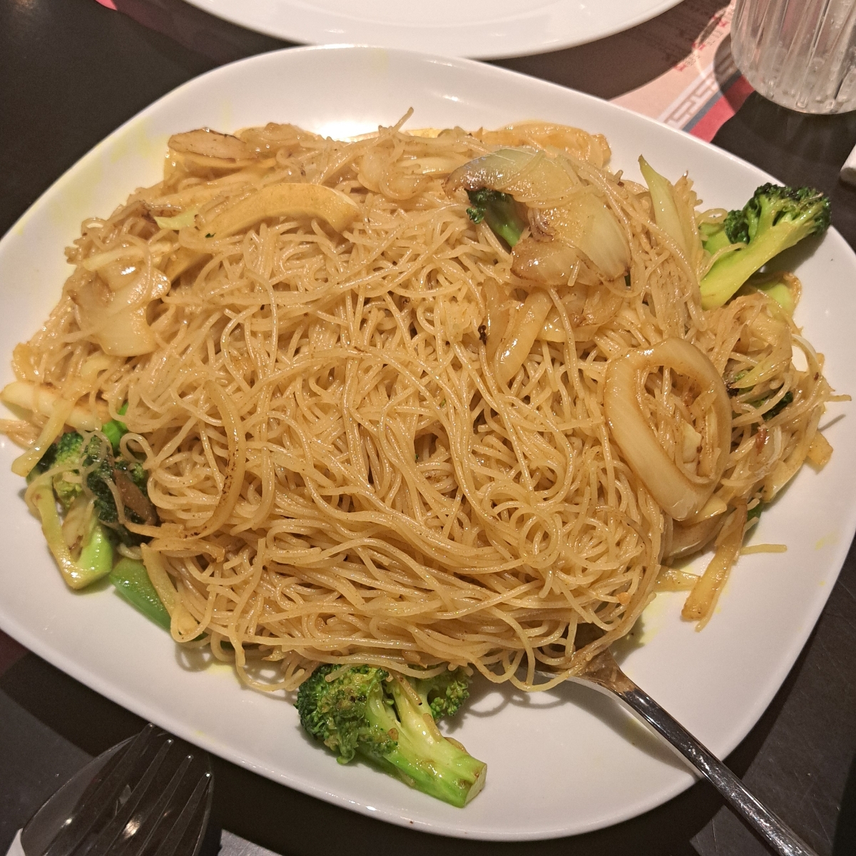Shanghai Vegetable Rice Noodles at Hakka Ren, Mississauga - Vegan Dish ...