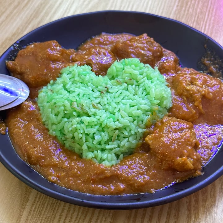 Heartbreak Melts Ice Cream Cafe Ang Mo Kio, Singapore butter chicken ...