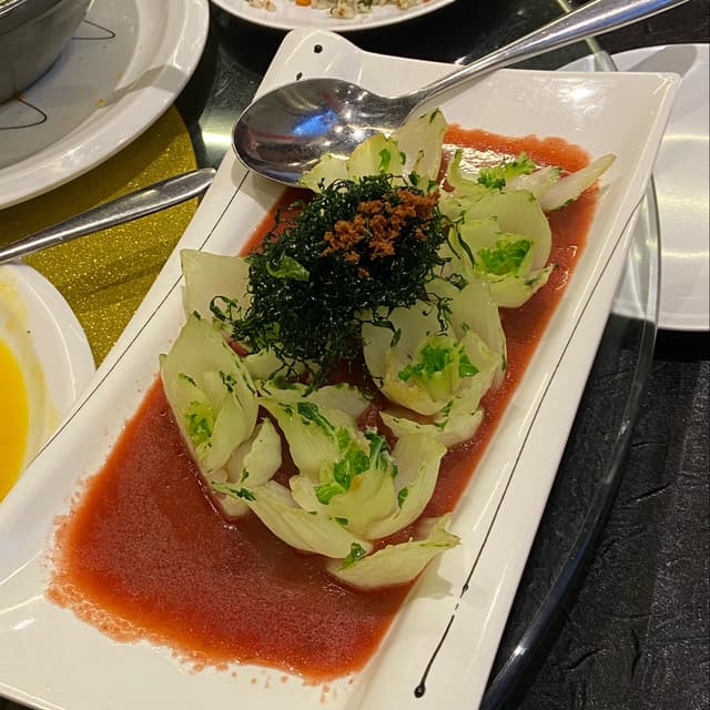 Chinese milk cabbage with beetroot sauce at LVC Vege Restaurant 创意林镇藩料理 ...