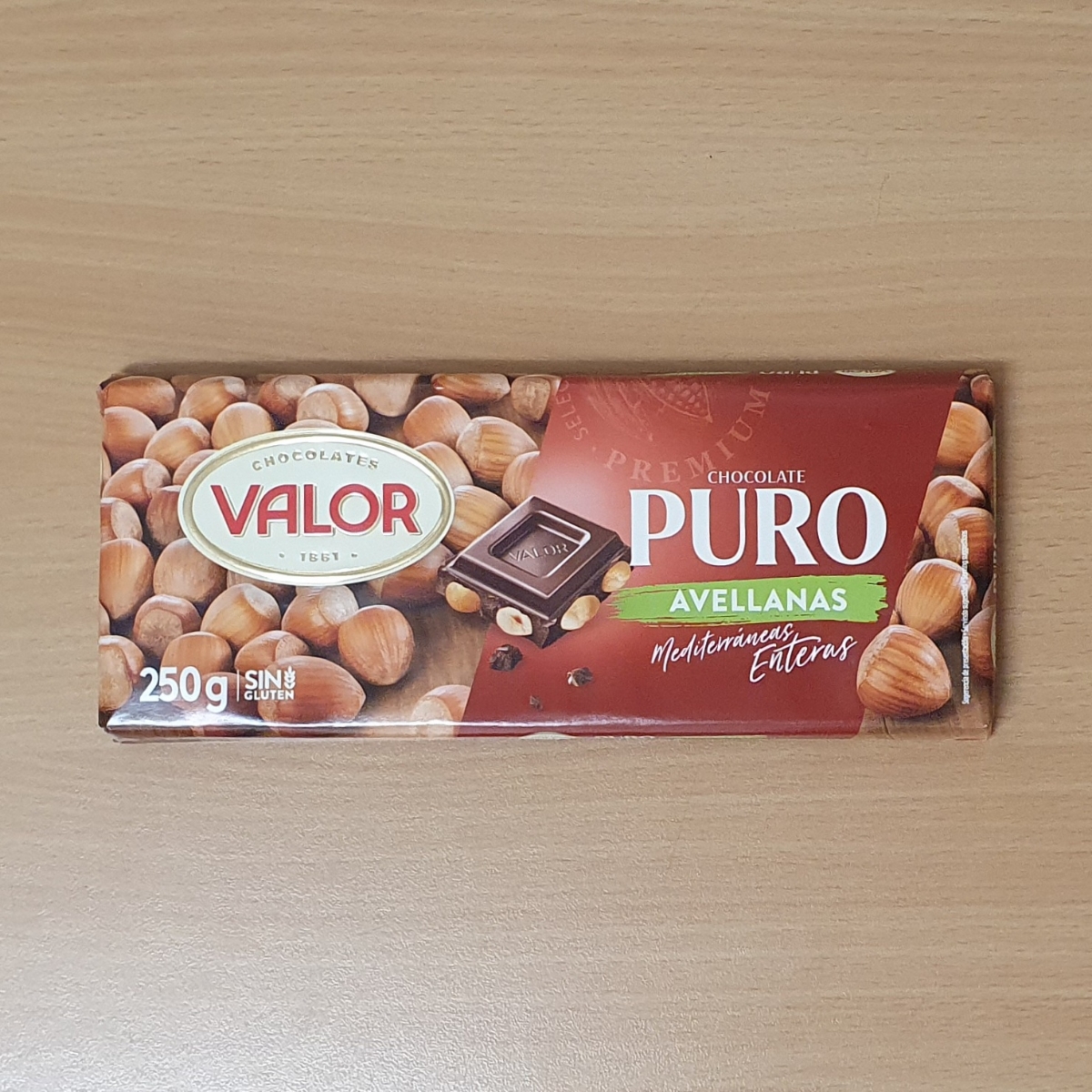 Valor chocolate puro con avellanas enteras Reviews | abillion