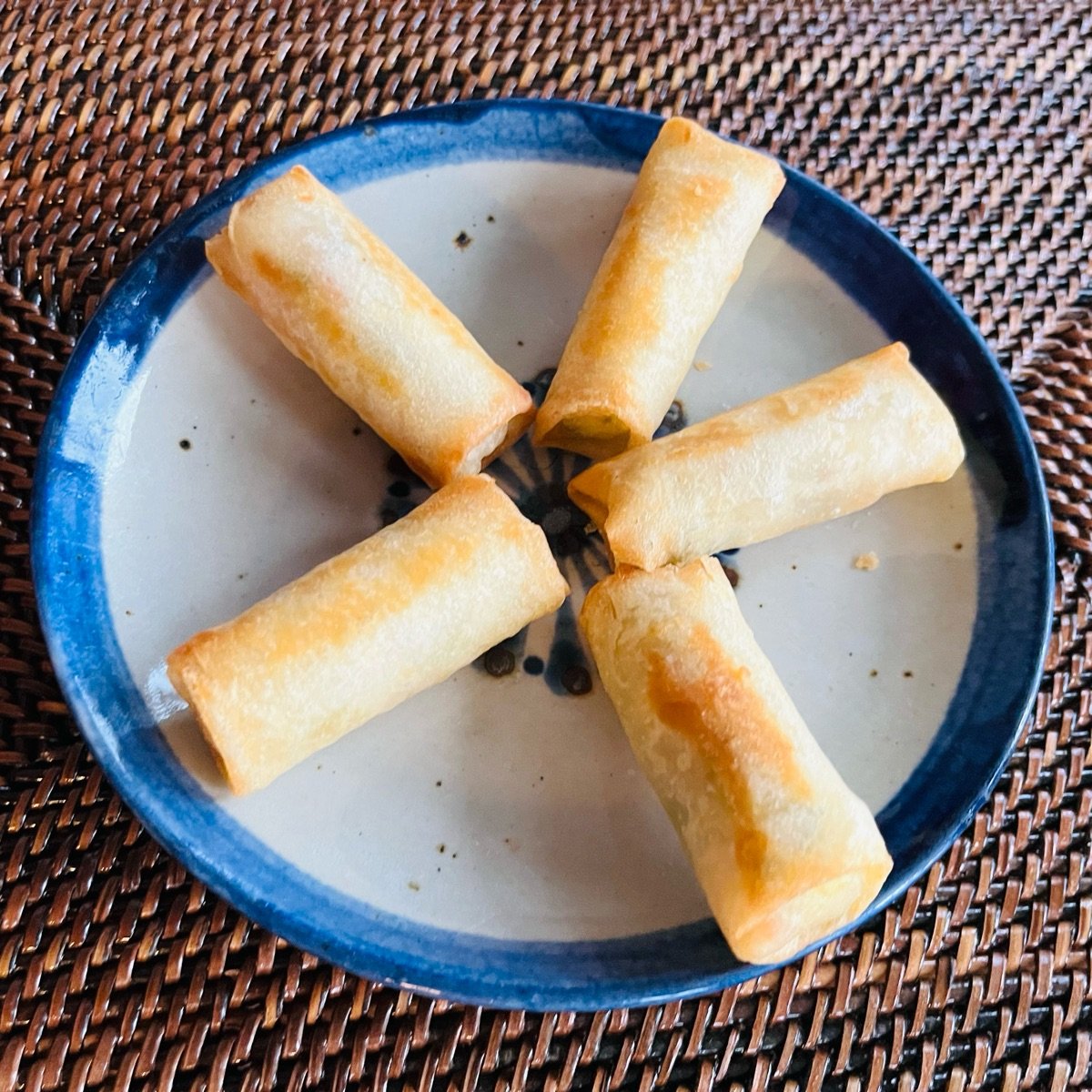 Mini Vegetable Spring Rolls at Innovasian - Review by @miba | abillion