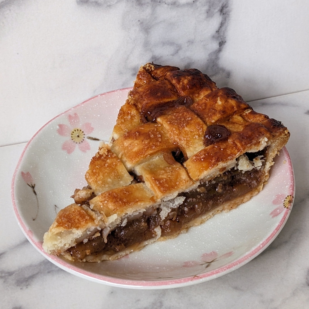 Apple Lattice Pie from Radeau - Vegan Product Reviews & Ratings | abillion