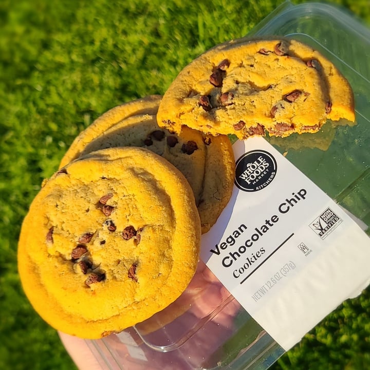 Whole Foods Market Vegan Chocolate Chip Cookies Review | abillion