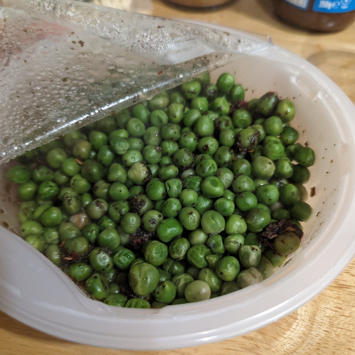 Taste Shack Punchy Peas from Tesco - Vegan Product Reviews & Ratings ...