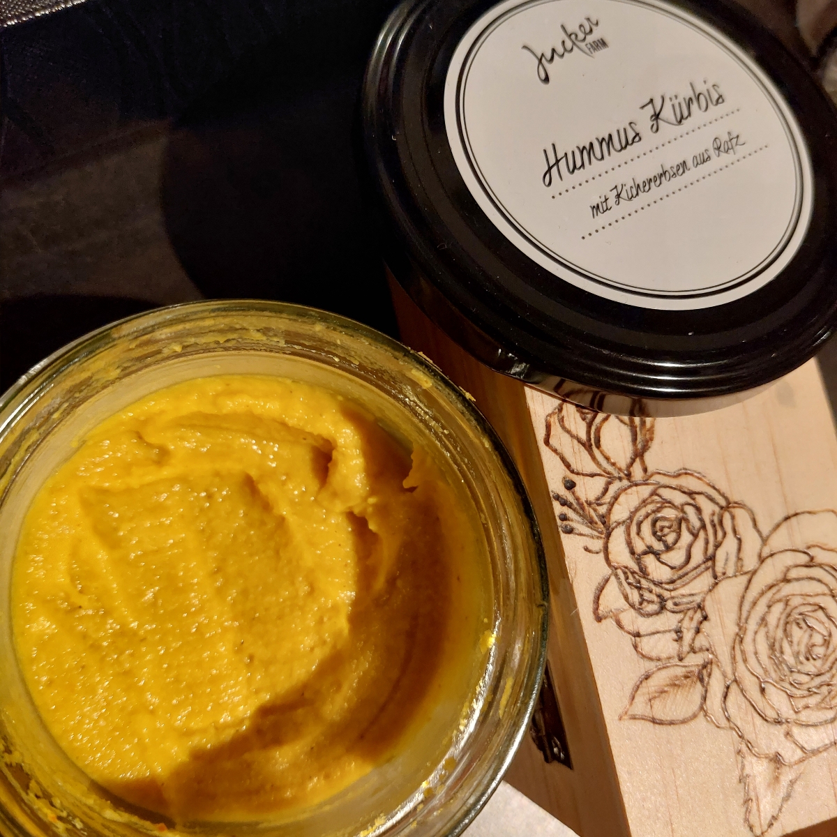 Hummus Kürbis from Jucker Farm - Vegan Product Reviews & Ratings | abillion