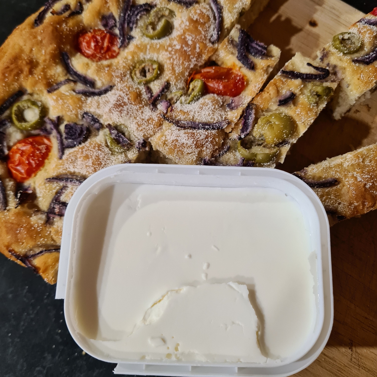 Cream Cheese Flavoured Dairy Free Cheese from Fairview - Vegan Product ...