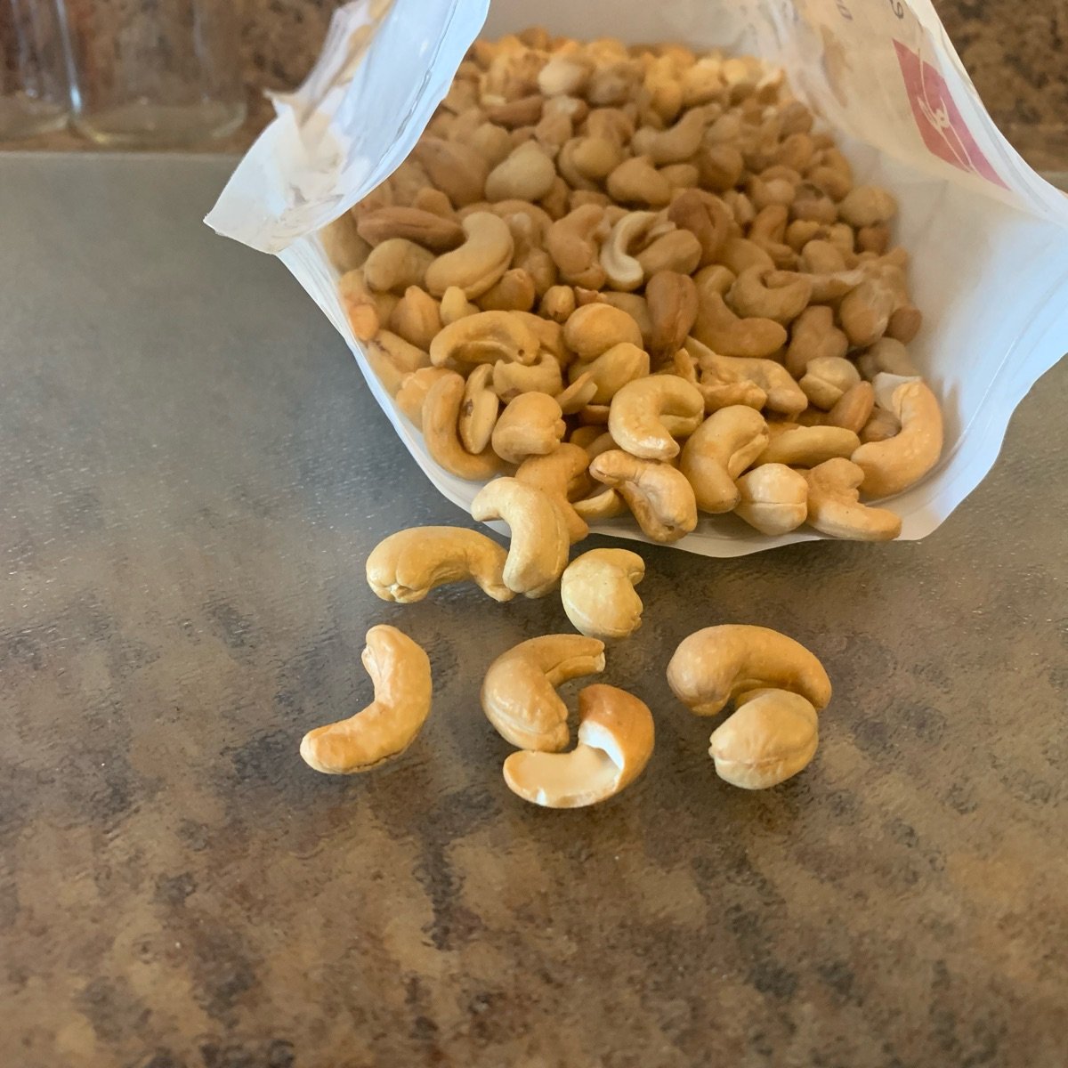 Unsalted Dry-Roasted Cashews from President's Choice - Vegan Product ...
