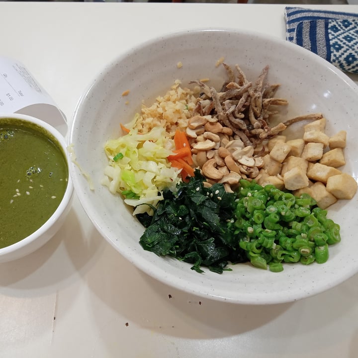 Sunnychoice Vegan Cafe and Healthy Option Store Bukit Merah, Singapore ...