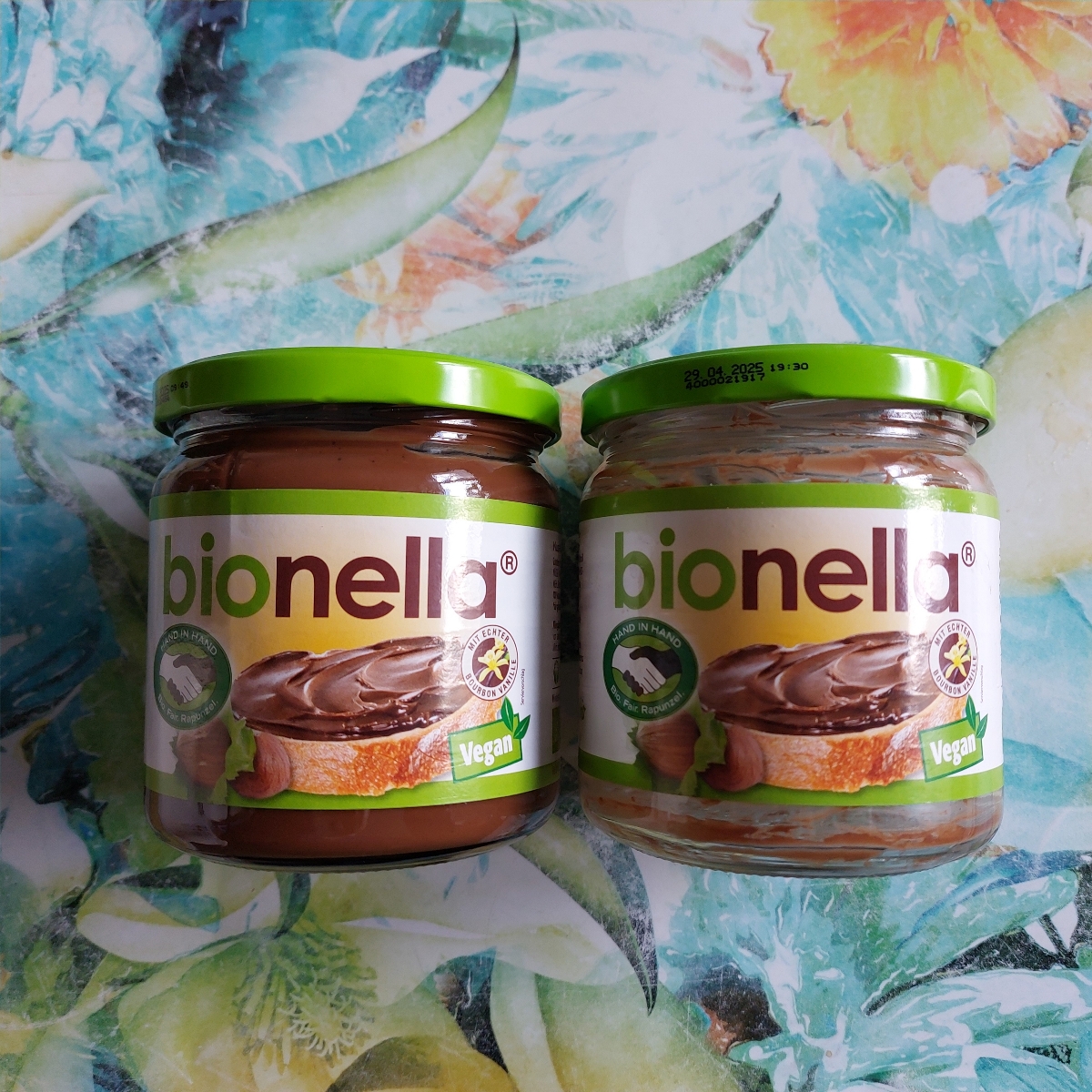 Bionella Chocolate Spread Nuss-Nougat-Creme from Bionella - Vegan ...