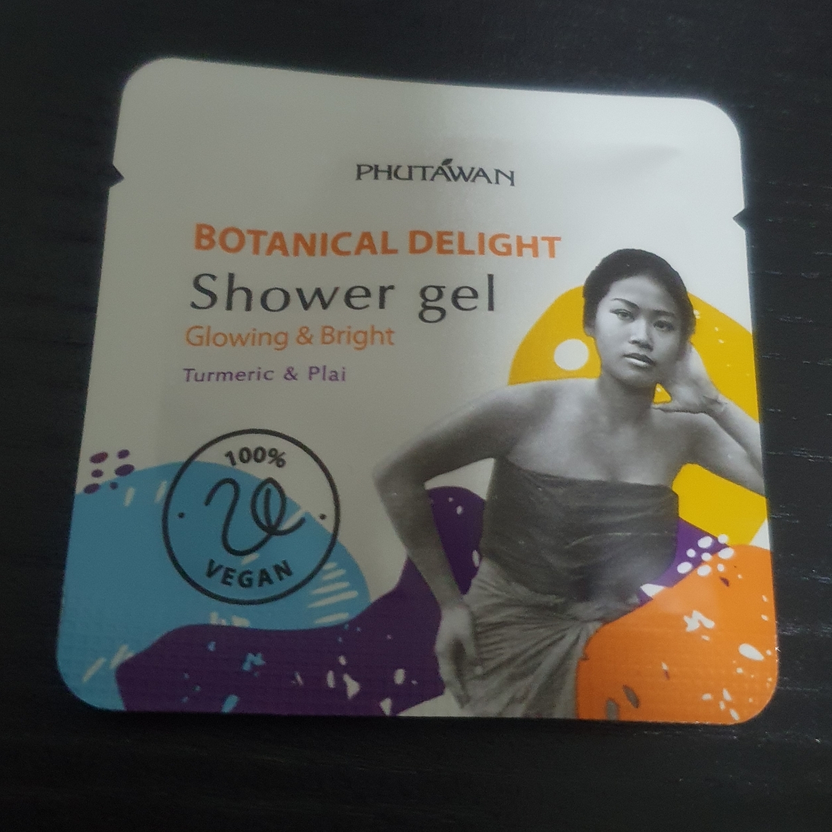 Turmeric and Plai Shower Gel from Phutawan - Vegan Product Reviews ...