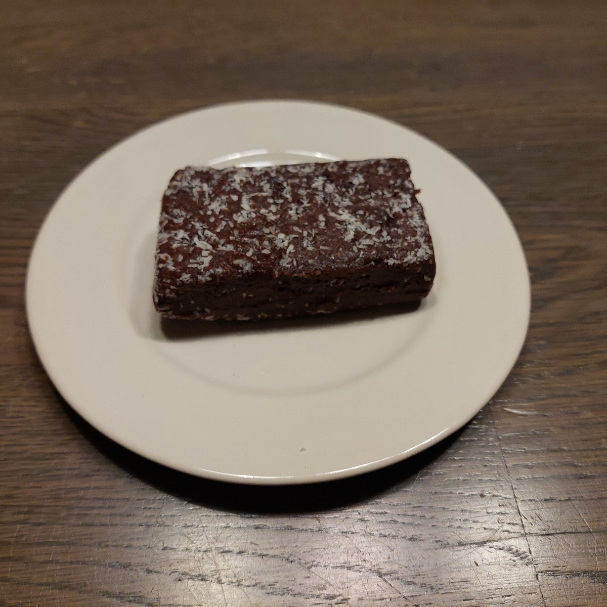 Vegan brownie from Natuurvoedingswinkel Oosterwolde - Vegan Product ...