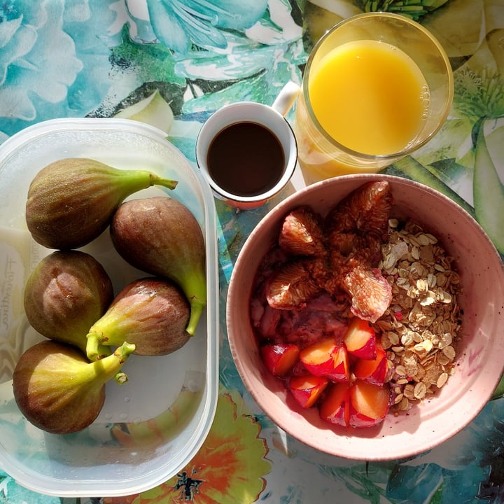 Migros V-Love creamium blueberry Review | abillion