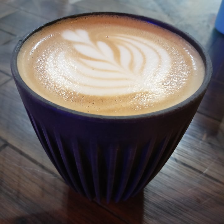 ahimsa cafe Queenstown, Singapore Vanilla latte Review | abillion