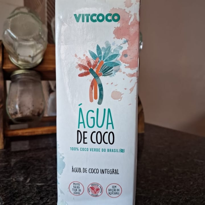 Vitcoco Água De Coco Review | abillion