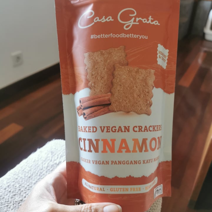 Casa Grata Cinnamon Baked Vegan Crackers Review | abillion