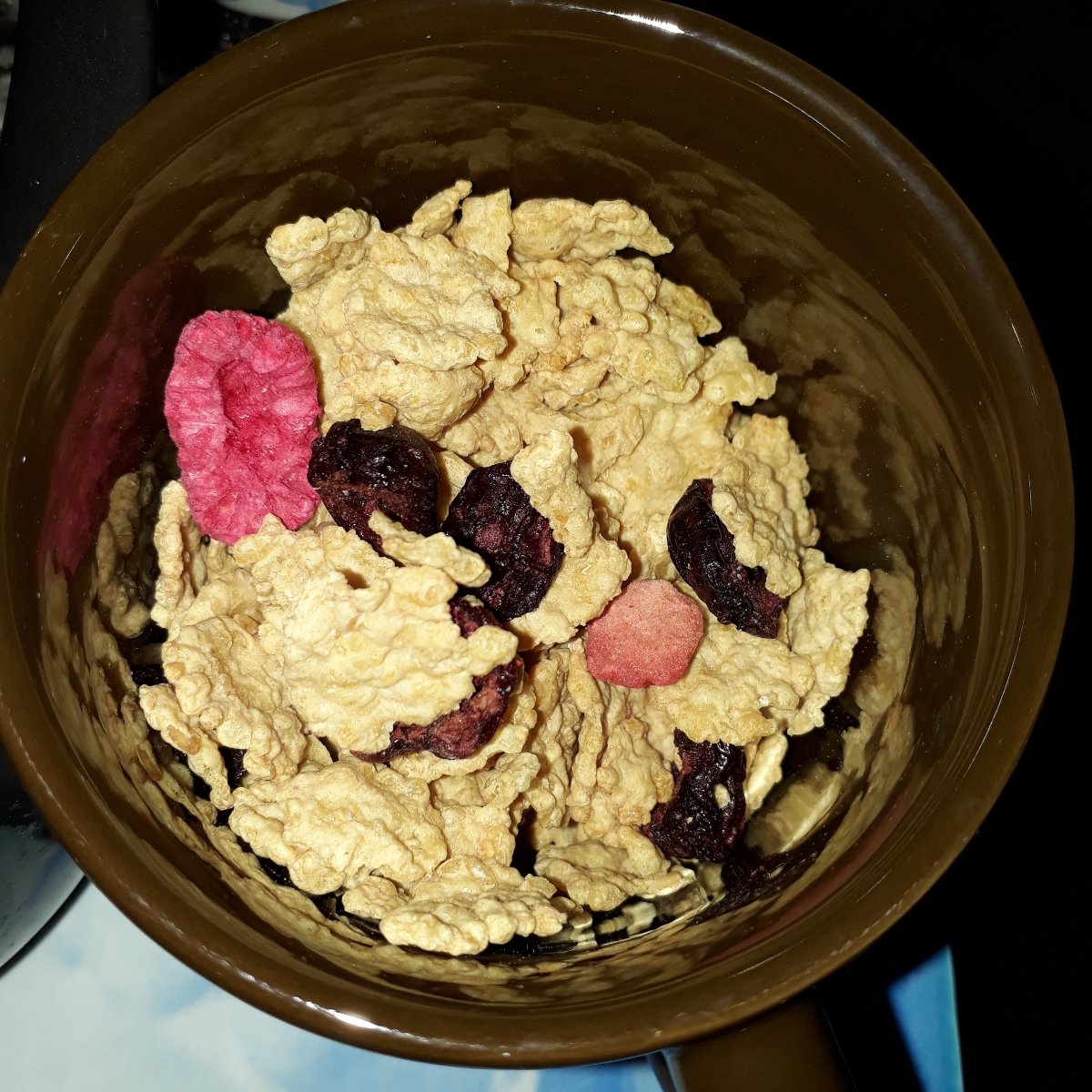 Flakes & red berries from Semper - Vegan Product Reviews & Ratings ...