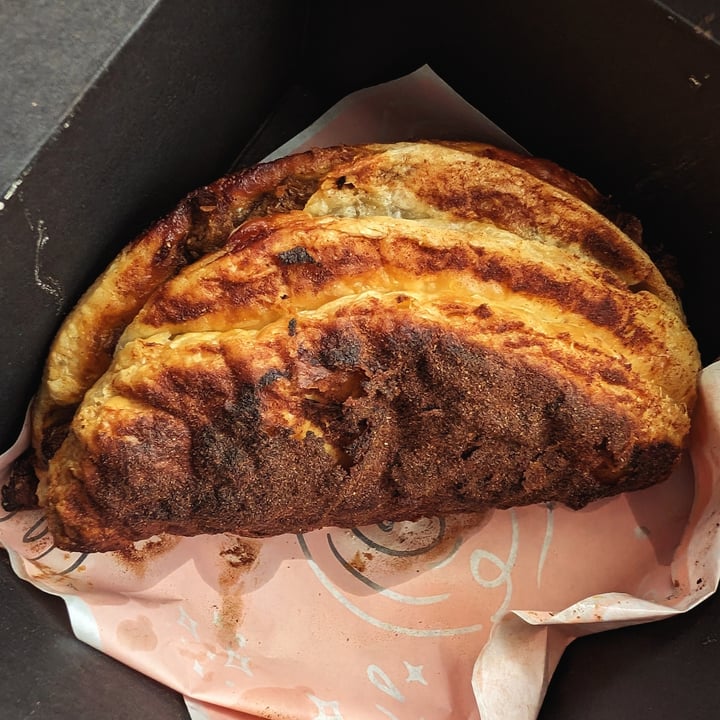 Friends U Can Keep Macao Mid-Eastern Briks Pastry Review | abillion